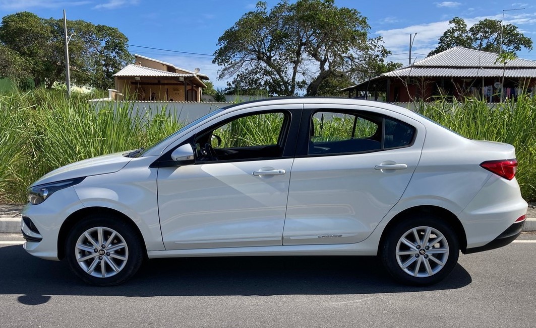 Fiat Cronos 2023 - Avaliação e teste | Olho no Carro