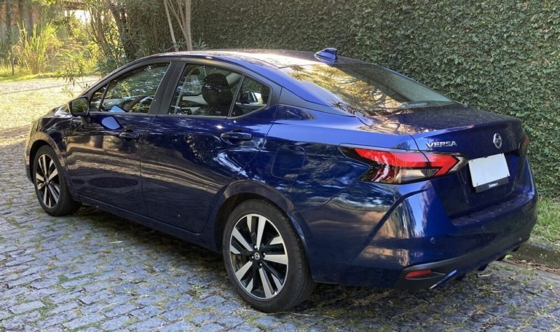 As novidades, de fato, começam na gama de versões.