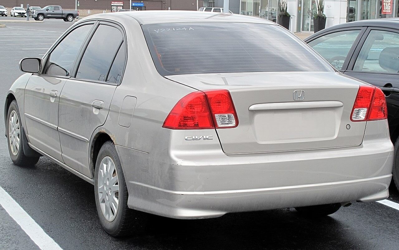 Está pensando em comprar um Honda Civic G7?
