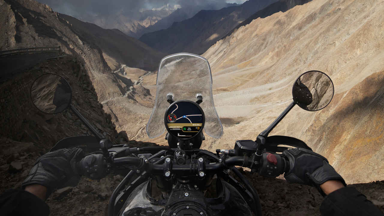 Foto do painel da Himalayan 2024