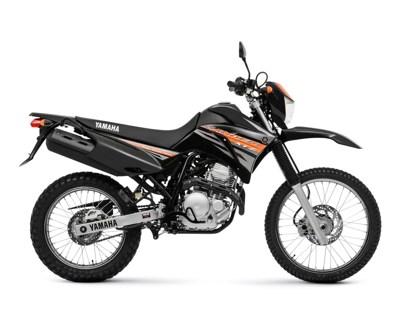 Foto lateral da Yamaha XTZ 250.