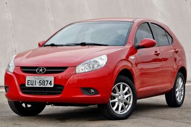 Foto frontal do Jac J3 2011-2015
