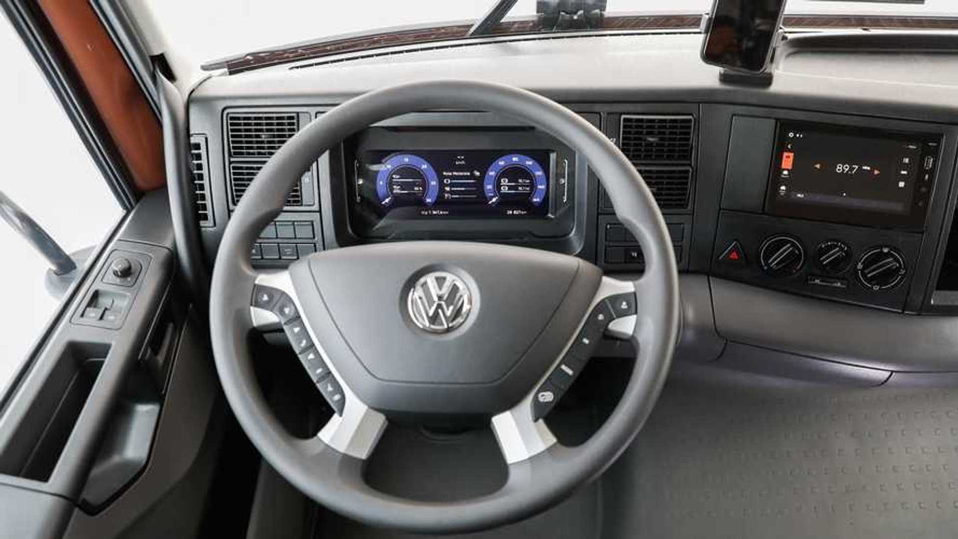 Foto interna do Volkswagen 19-380 Constellation 4x2 (2023-2025 ...