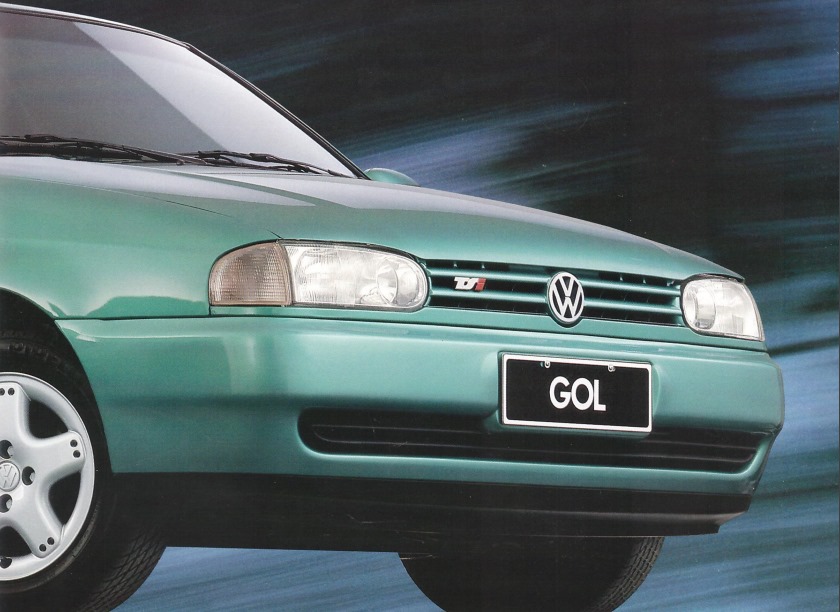 Foto exibindo a dianteira do Volkswagen Gol TSi 1.8 (1996-1997).